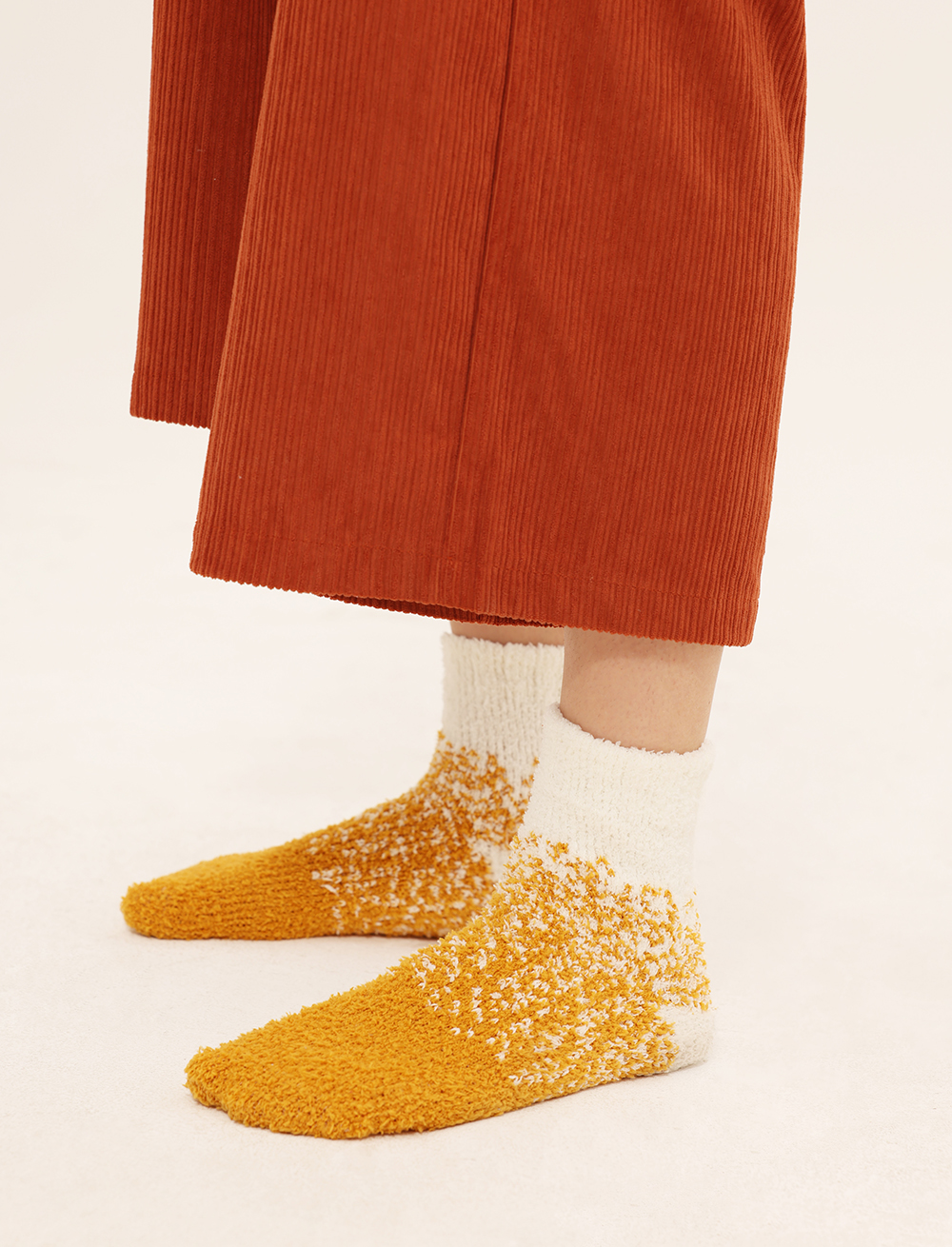 Coral Fleece Socks - Cider