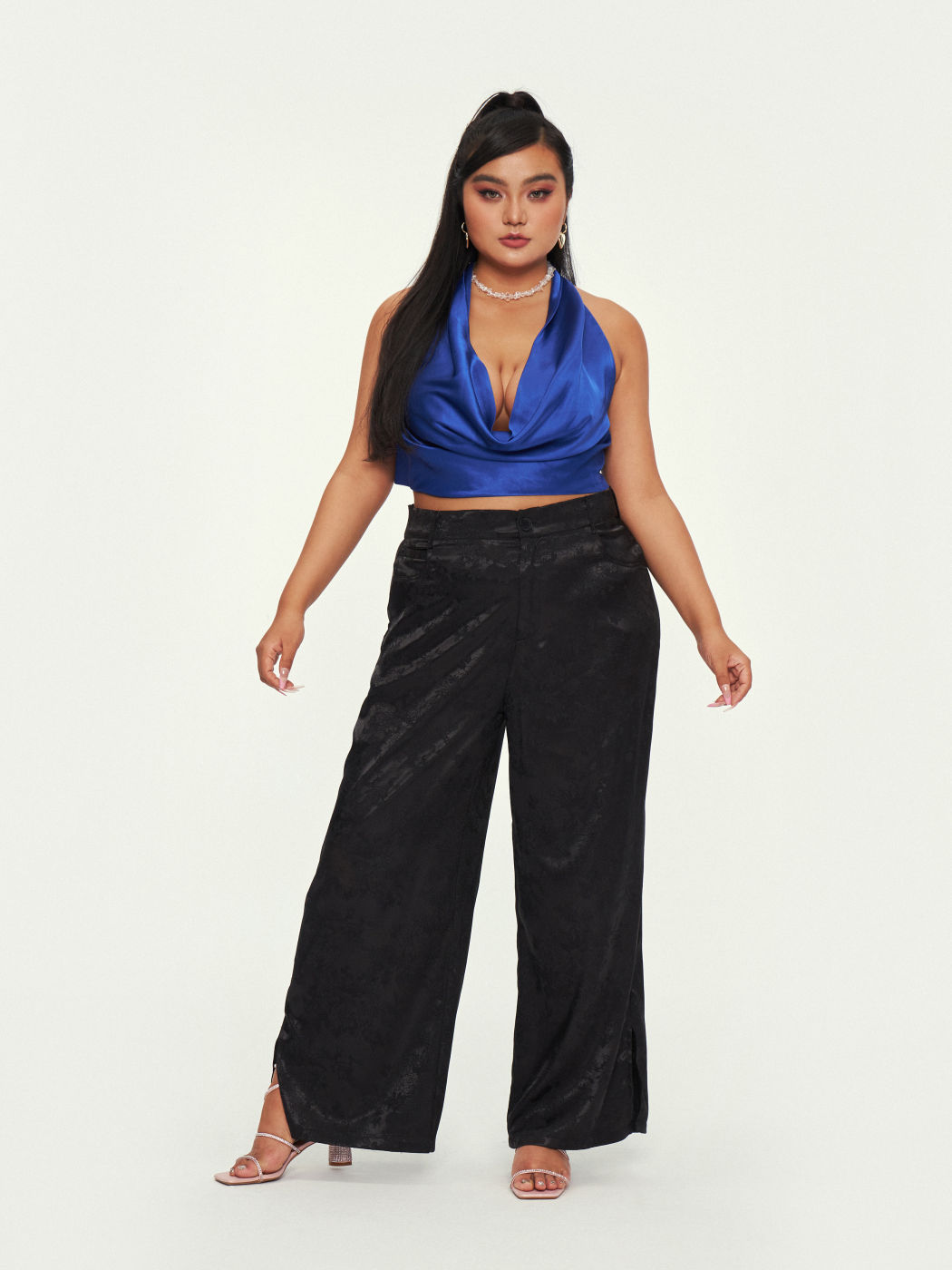 Romantic Satin Halter Top Curve & Plus - Cider