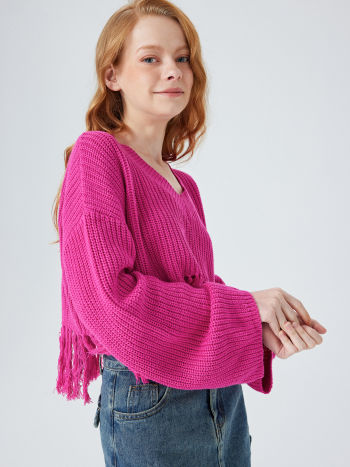 Solid V-neck Tassel Crop Knitted Long Sleeve Top For Vacation Holiday