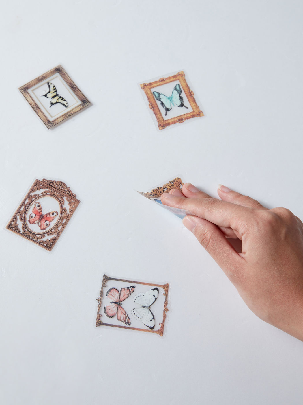 4 Sheets Graphic Pattern Wall Sticker - Cider