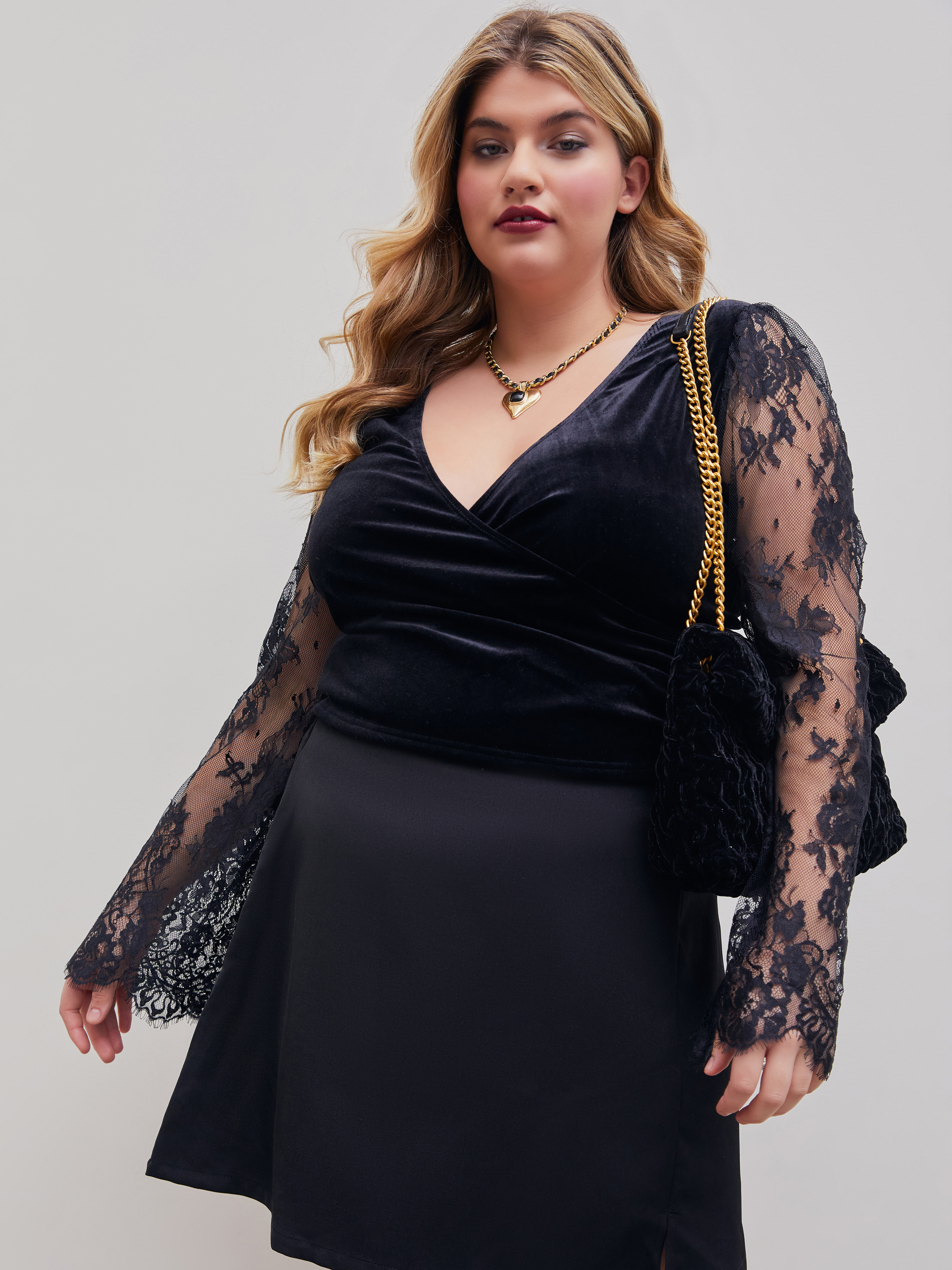 Curve & Plus Velvet V-neck Long Sleeve Top - Cider