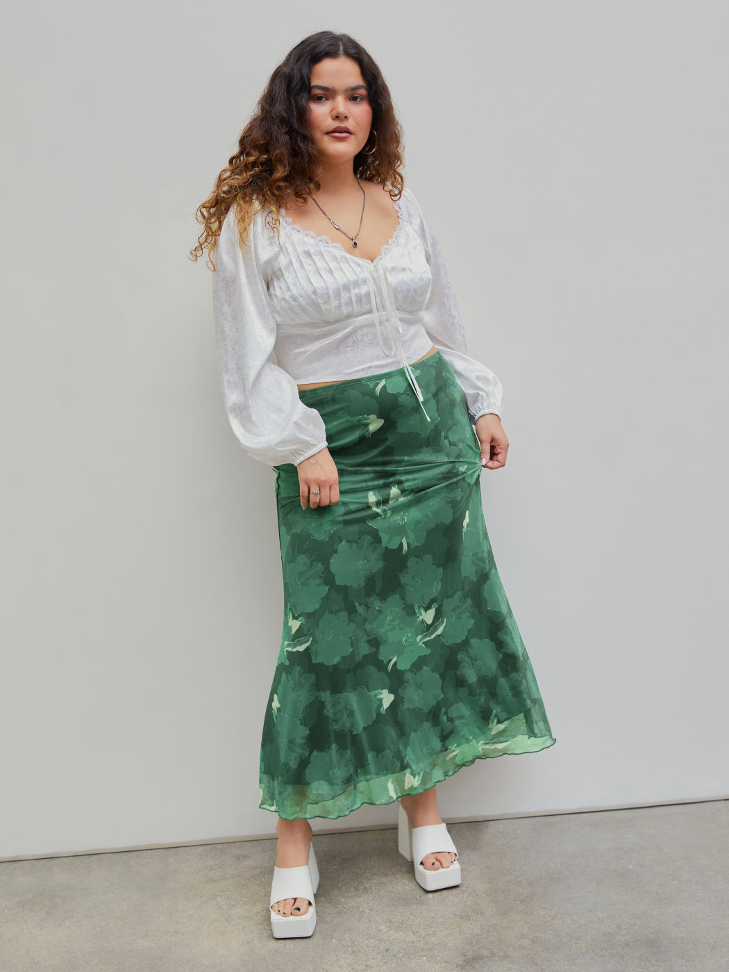 Curve & Plus Mesh Floral Mermaid Maxi Skirt - Cider