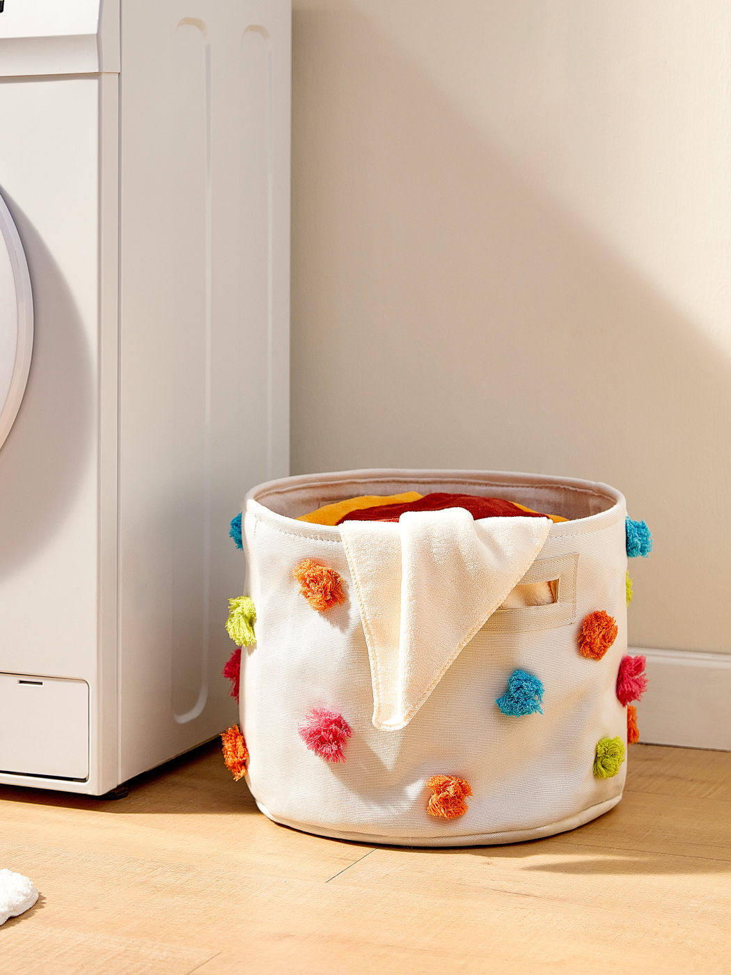 1pc Fluffy Round Laundry Basket For Home