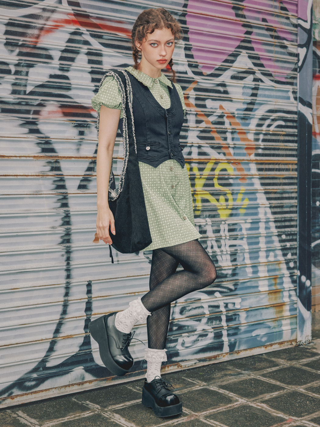 Material Plaid Detail Tights