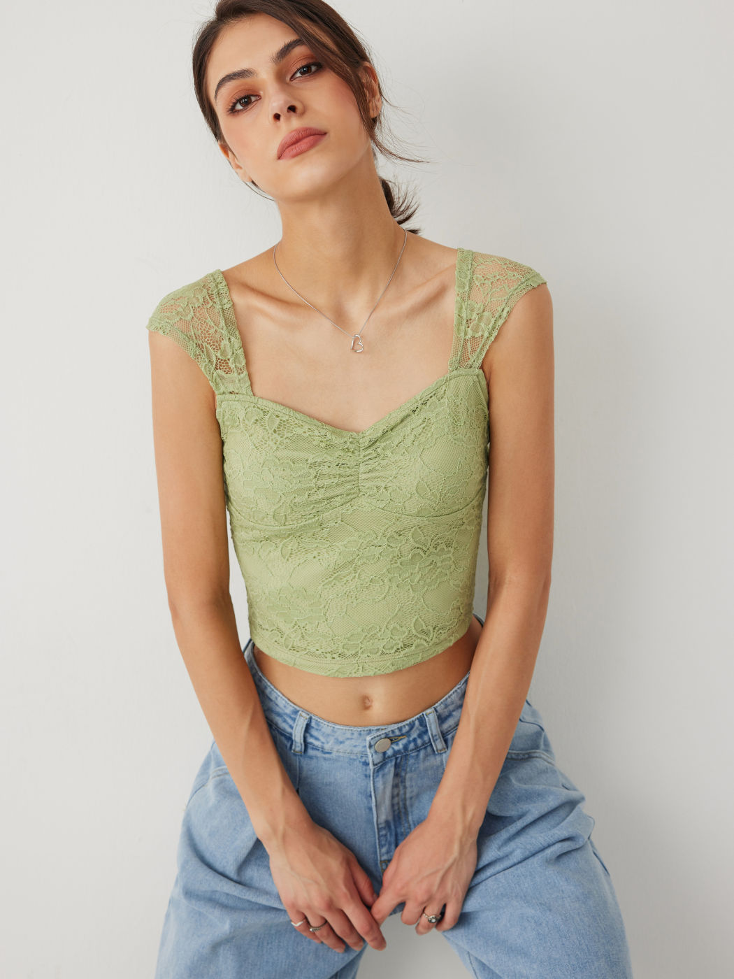 Lace Floral Ruched V-neck Lace Crop Top For Date