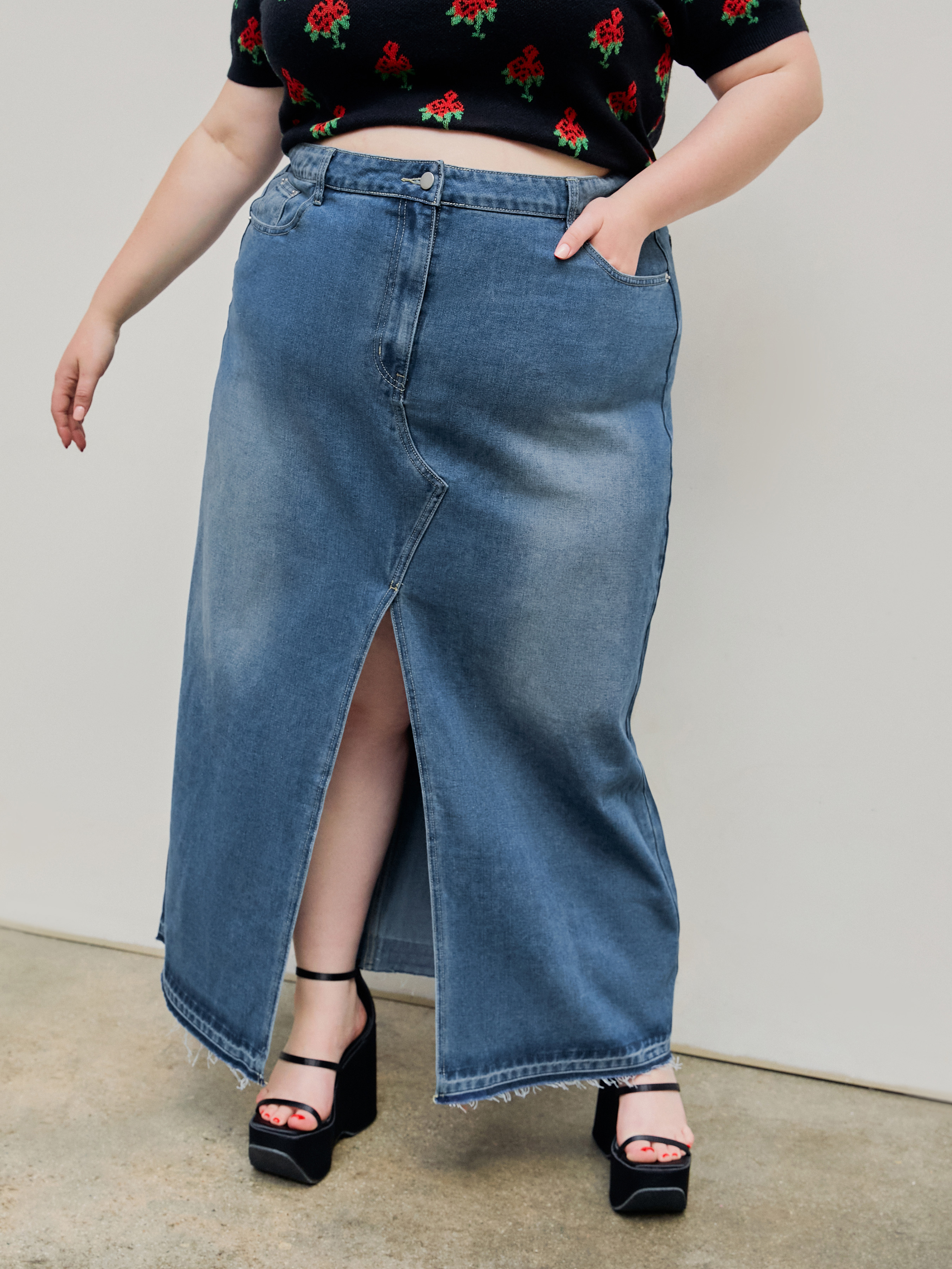 Denim Washed High Waist Split Skirt Curve & Plus - Cider