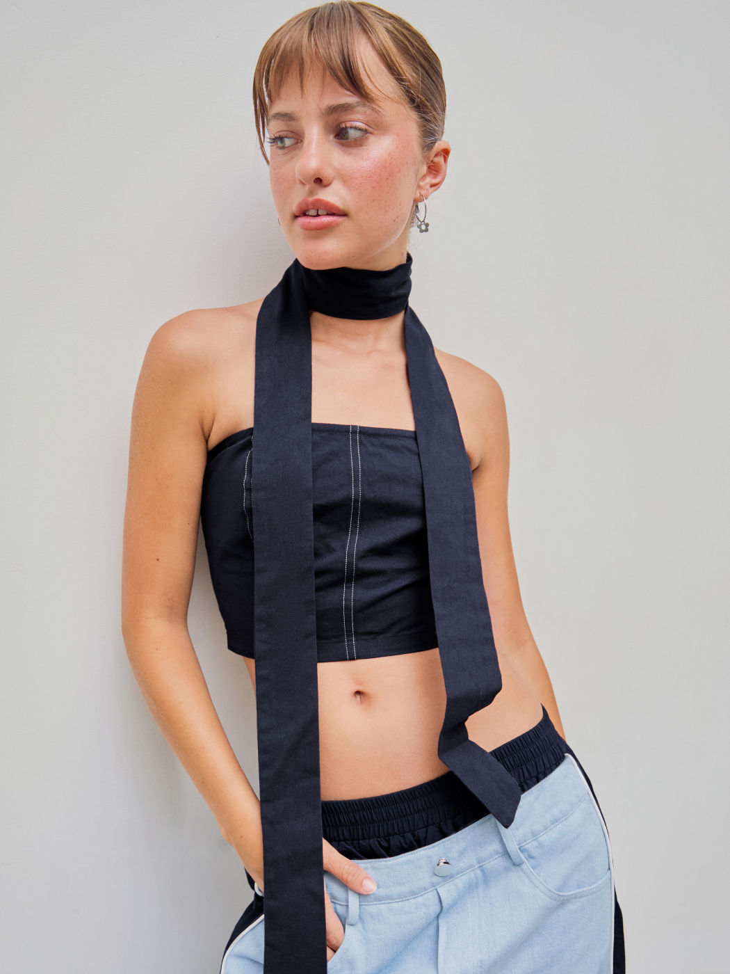 Denim Stitch Shirred Crop Tube Top With Scarf For Coffee Shop