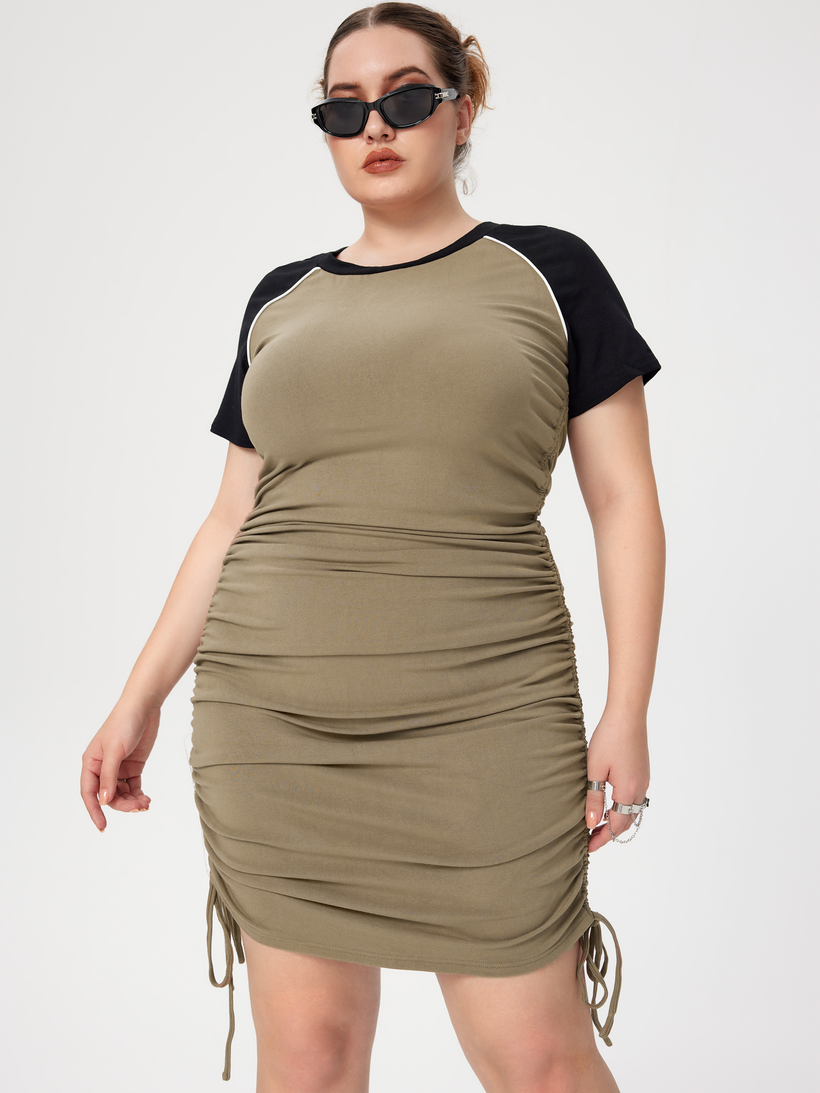 Drawstring Ruched Color Block Short Sleeve Mini Dress Curve & Plus - Cider